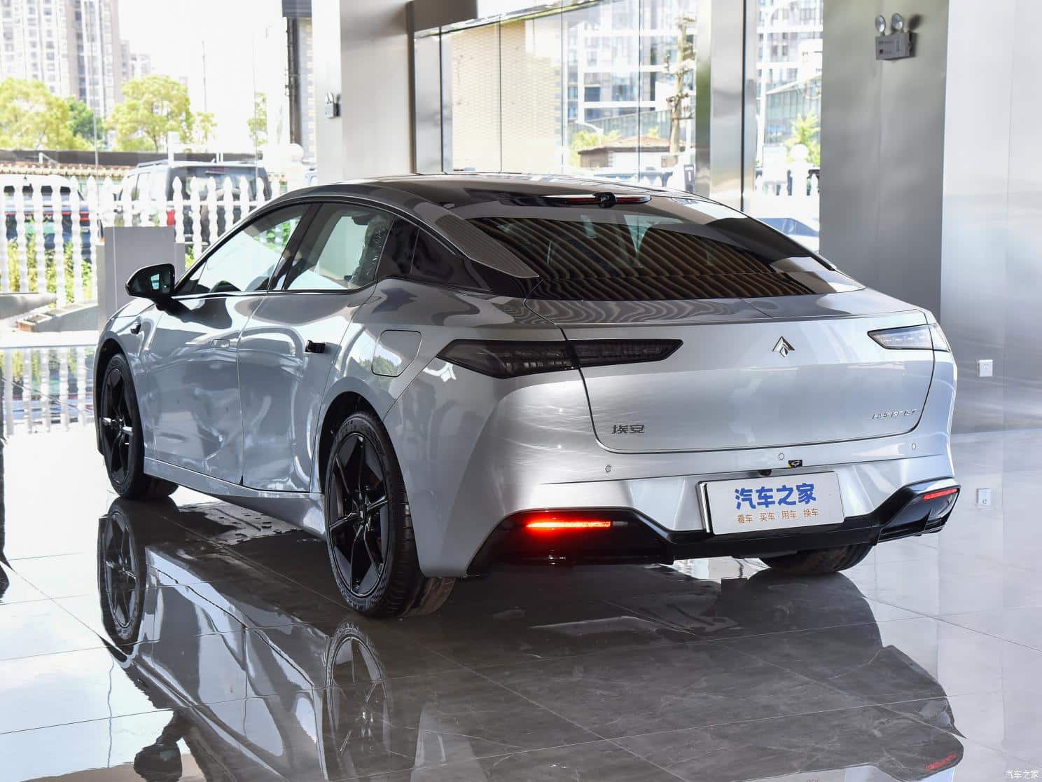 La berline électrique Haobo GT commence les livraisons, les prix commencent à 28 500 euros