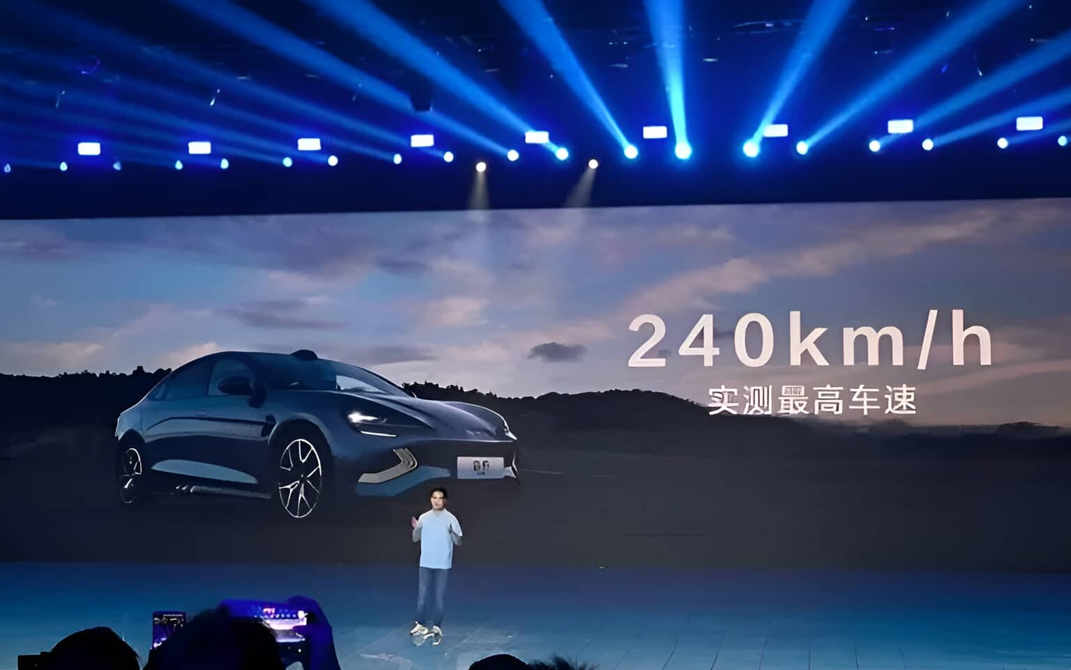 Lancement de la BYD Seal 2025 : LiDAR, Plateforme 800V, et 0-100 km/h ...