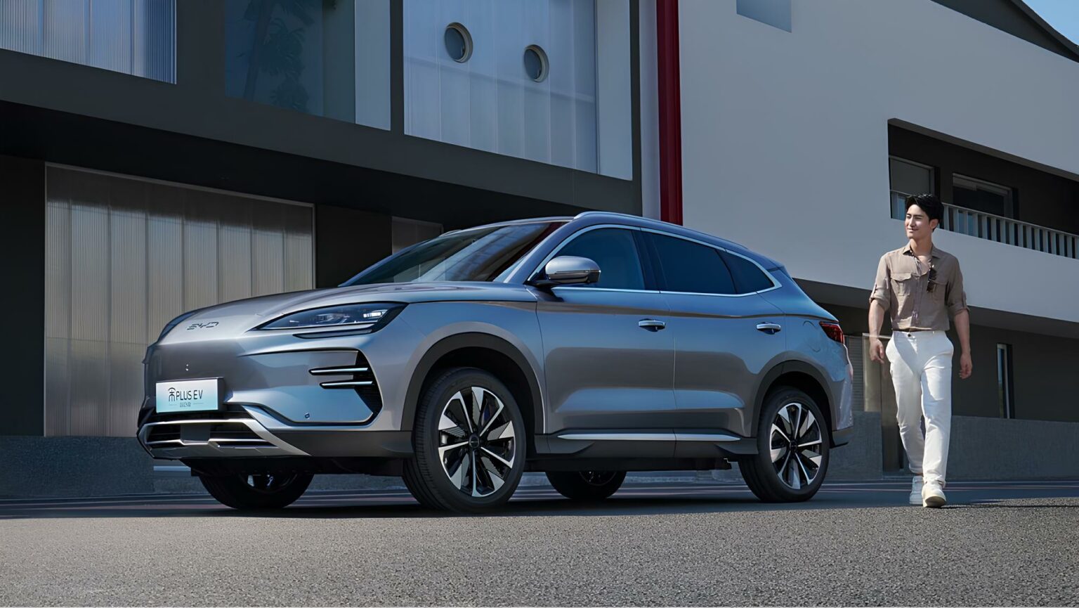 BYD Song Plus EV 2025 : Nouveau Modèle Moins Cher, Plus Puissant, et Jusqu'à 605 km d'Autonomie