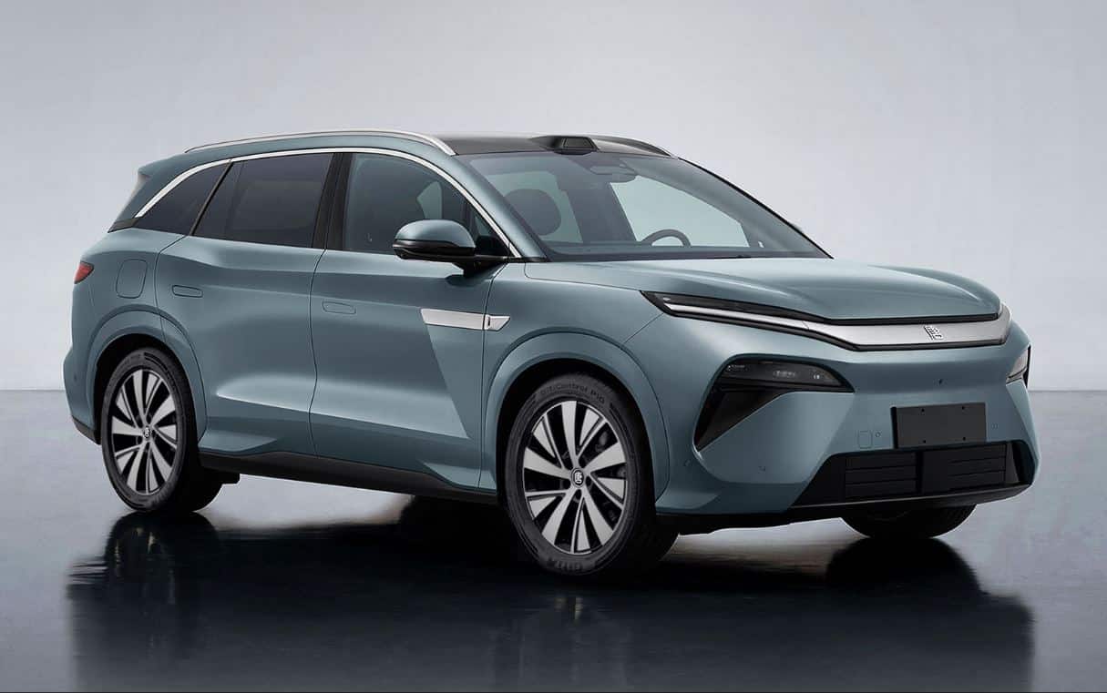 BYD Tang L EV & PHEV et BYD e7 : SUV Ultra Puissant et Berline Taxi Électrique Dévoilés