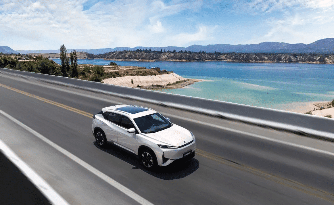 Dongfeng Aeolus L7 EV : Un SUV Électrique avec 518 km d'autonomie pour seulement 17 800