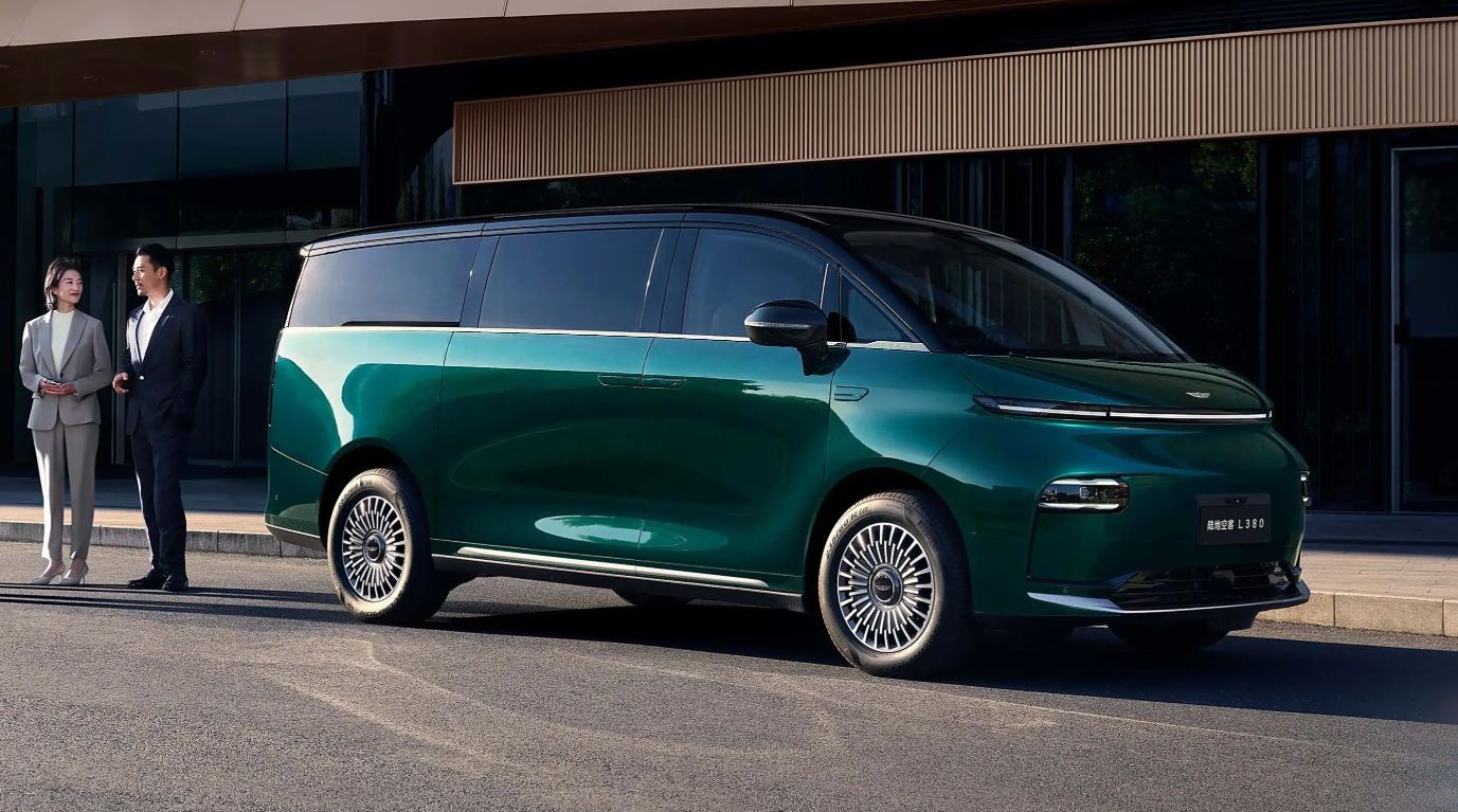 Geely Galaxy LEVC L380, le "Land Airbus" avec Luxe, Autonomie XXL et ...