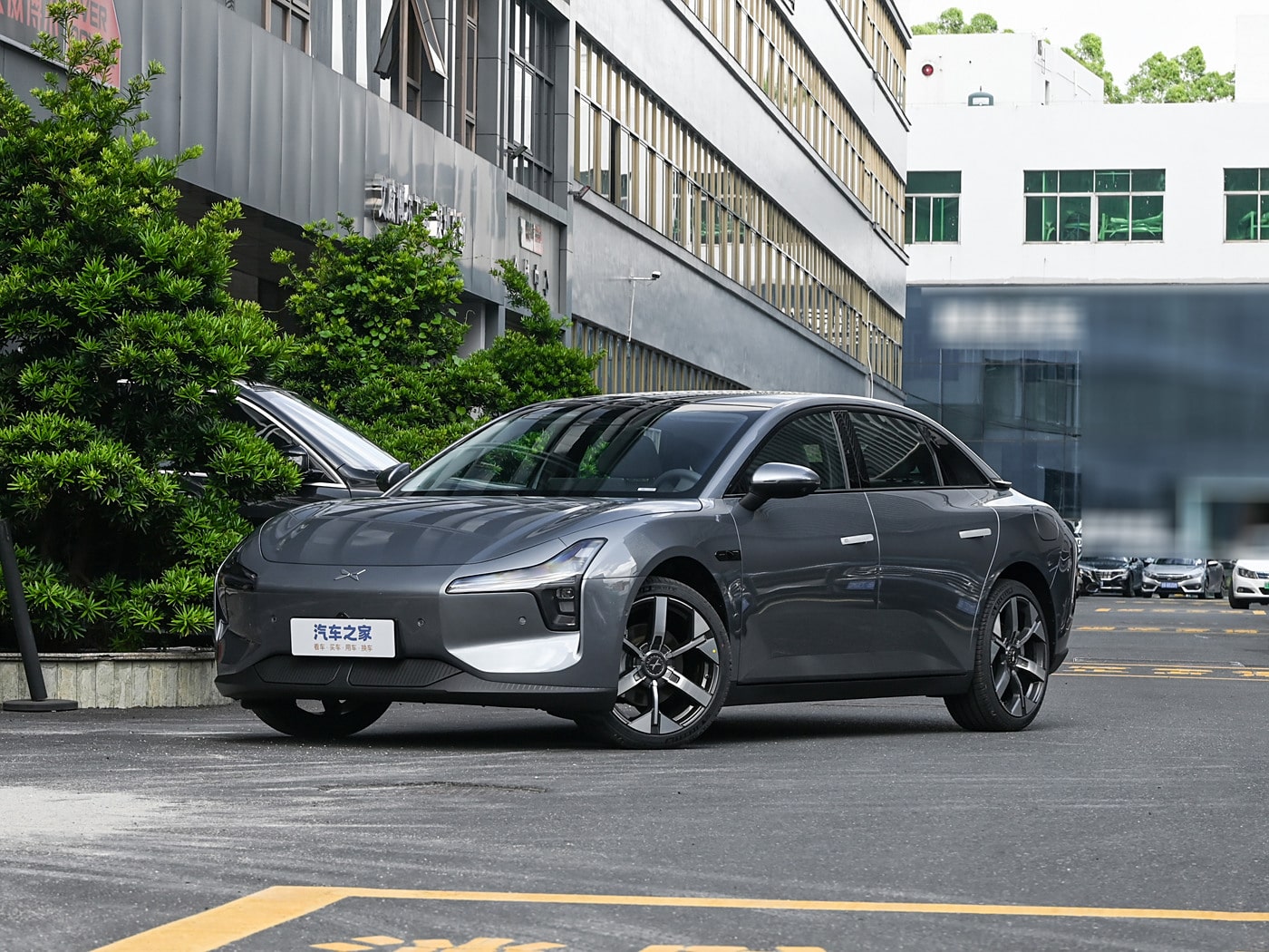 Xpeng Mona M03 : La Nouvelle Berline Électrique Dévoilée à partir de 15 600